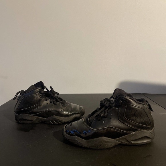 Nike | Shoes | Nike Boys Air Jordan B Loyal Ck42604 Black Basketball ...